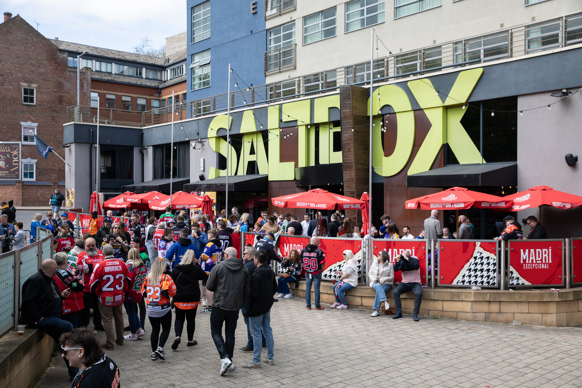 Motorpoint Arena Nottingham and Molson Coors Raise a Glass to Extension ...